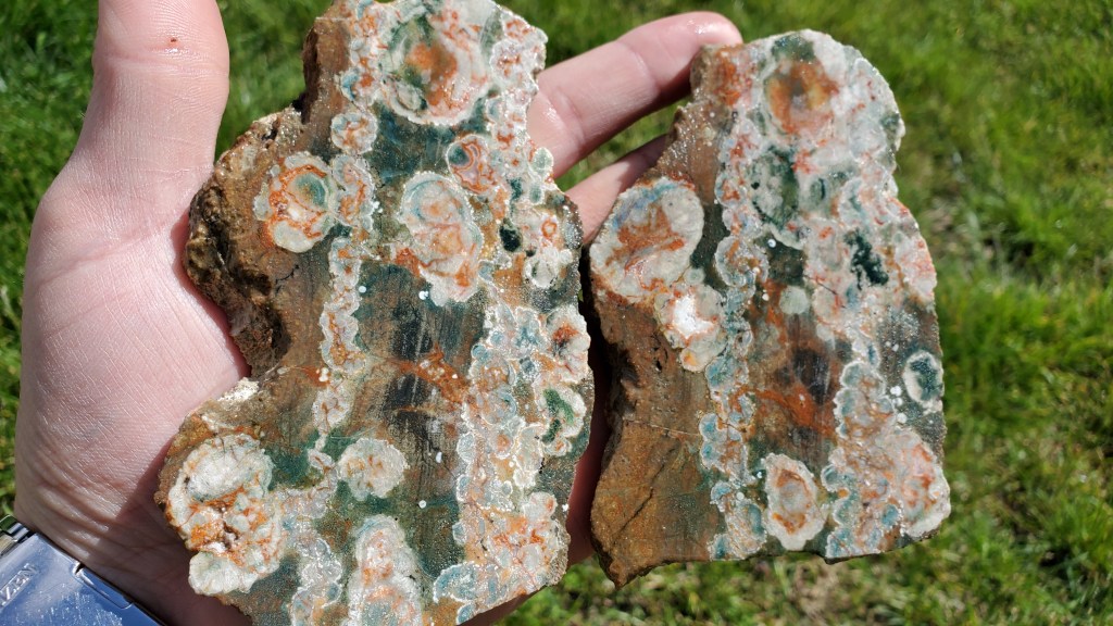 Little Naches: Lily Pad Thundereggs - Currently Rockhounding